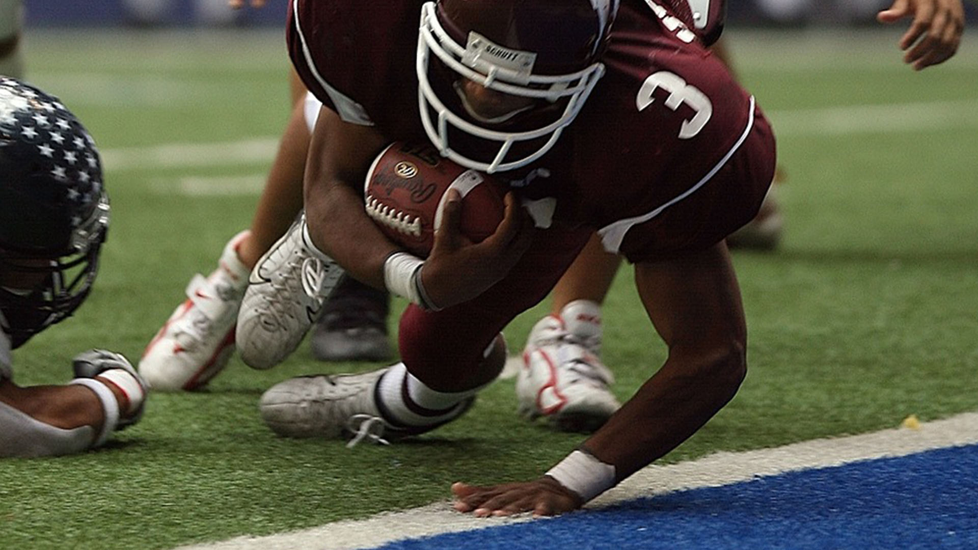 Understanding a Touchdown in Football Basics